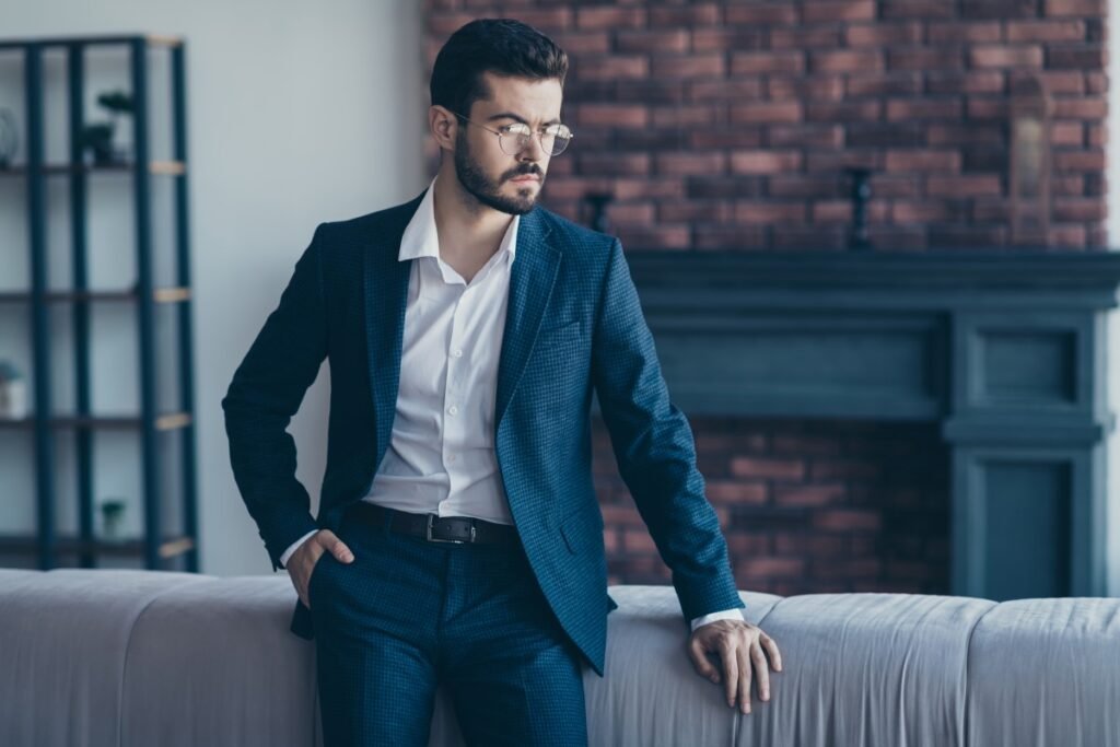 5 TIPS TO PROPERLY WEAR A SUIT WITHOUT A TIE - House of Tailors